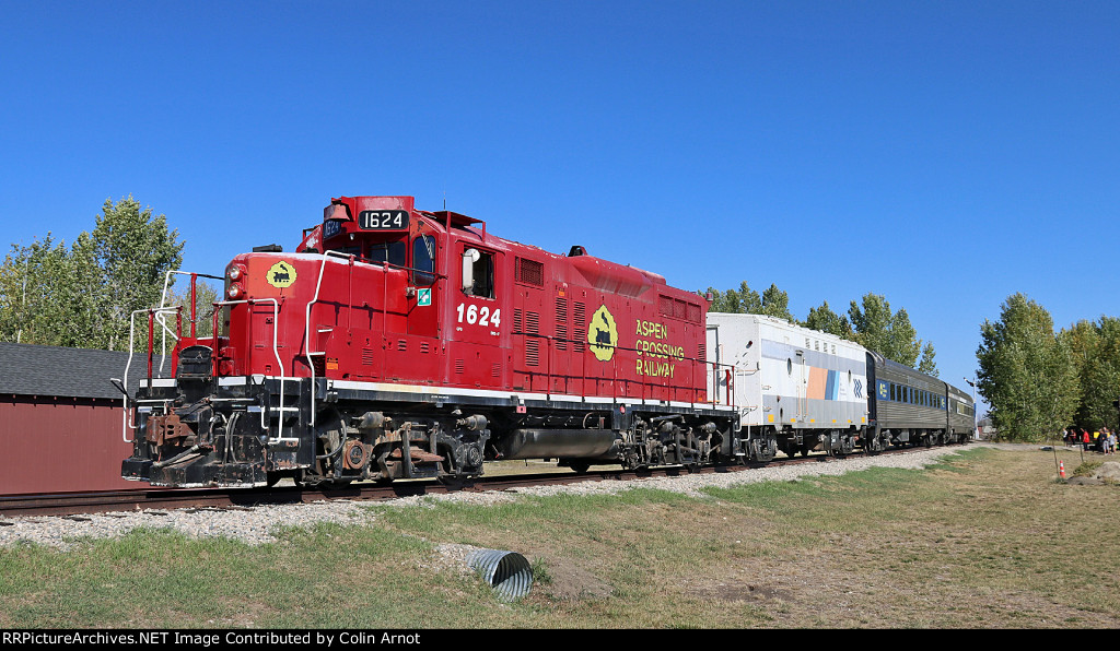 CP 1624, Aspen Crossing Passenger train.